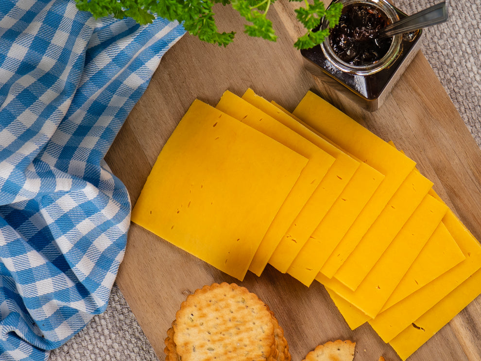 Sliced Coloured Cheddar Cheese – Failte Foods